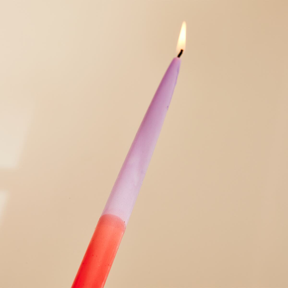 Bougie PILI coloris violet, orange - 4MURS